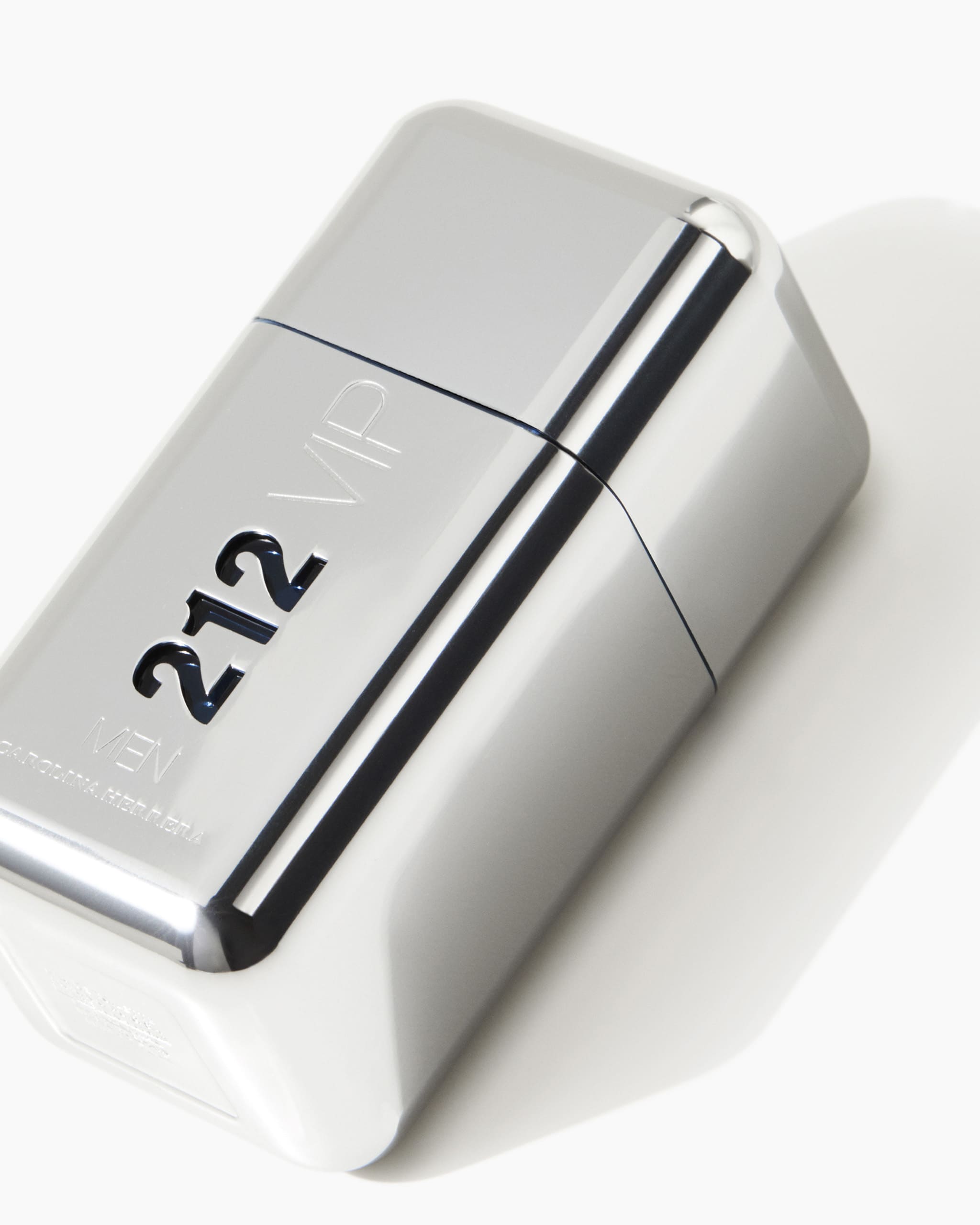 Carolina Herrera 212 Vip Men EDT - Perfumerías Pigmento